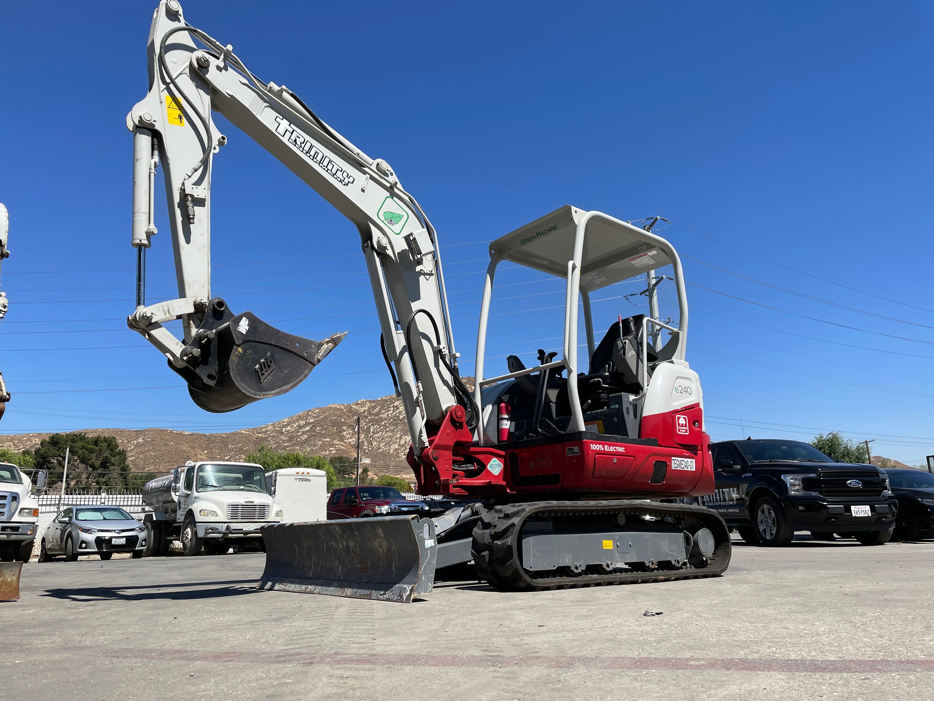 GREEN MACHINE E240 - 8K — Trinity Equipment Inc